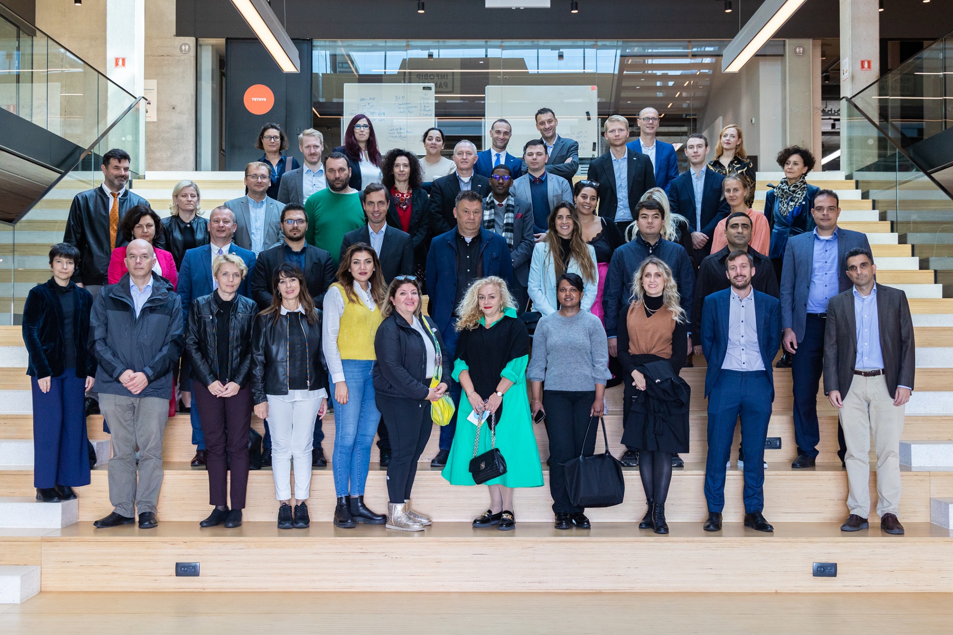 ICT Business | Strani diplomati posjetili Infobip